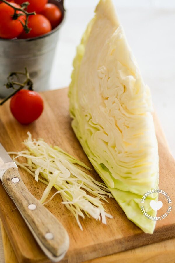 Stewed Cabbage [Video+Recipe] Repollo Guisado