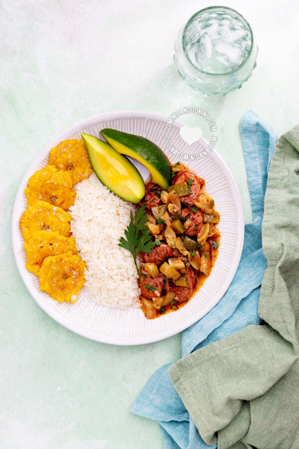 Calabacita o Bangaña Guisada [Video+Recipe] Bottle Gourd with Sausage