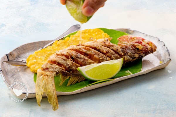 Pescado Frito [Video+Recipe] Fish in Coconut Milk Sauce