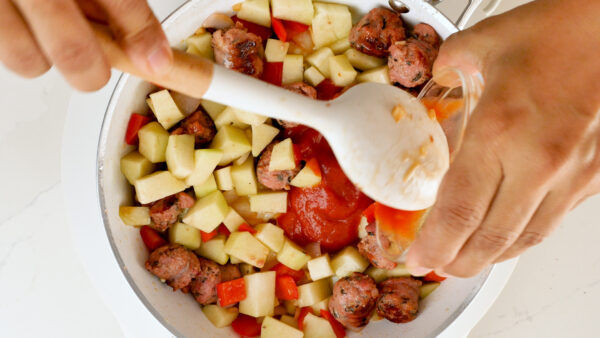 Tayota Guisada [Video+Recipe] Chayote w. Longaniza Sausage